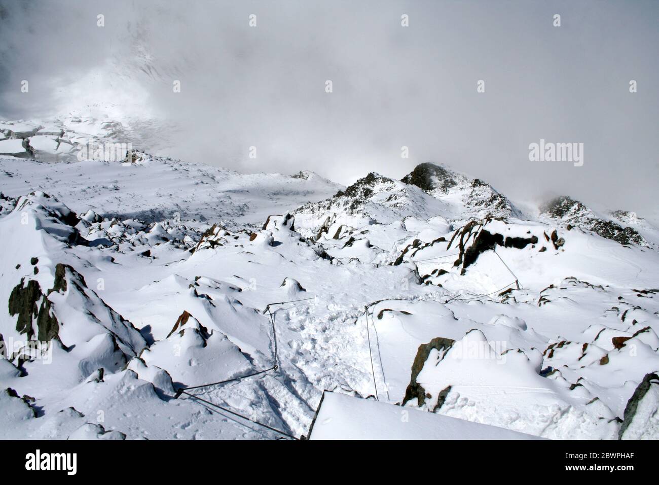 Mont blanc gouter route hi-res stock photography and images - Alamy