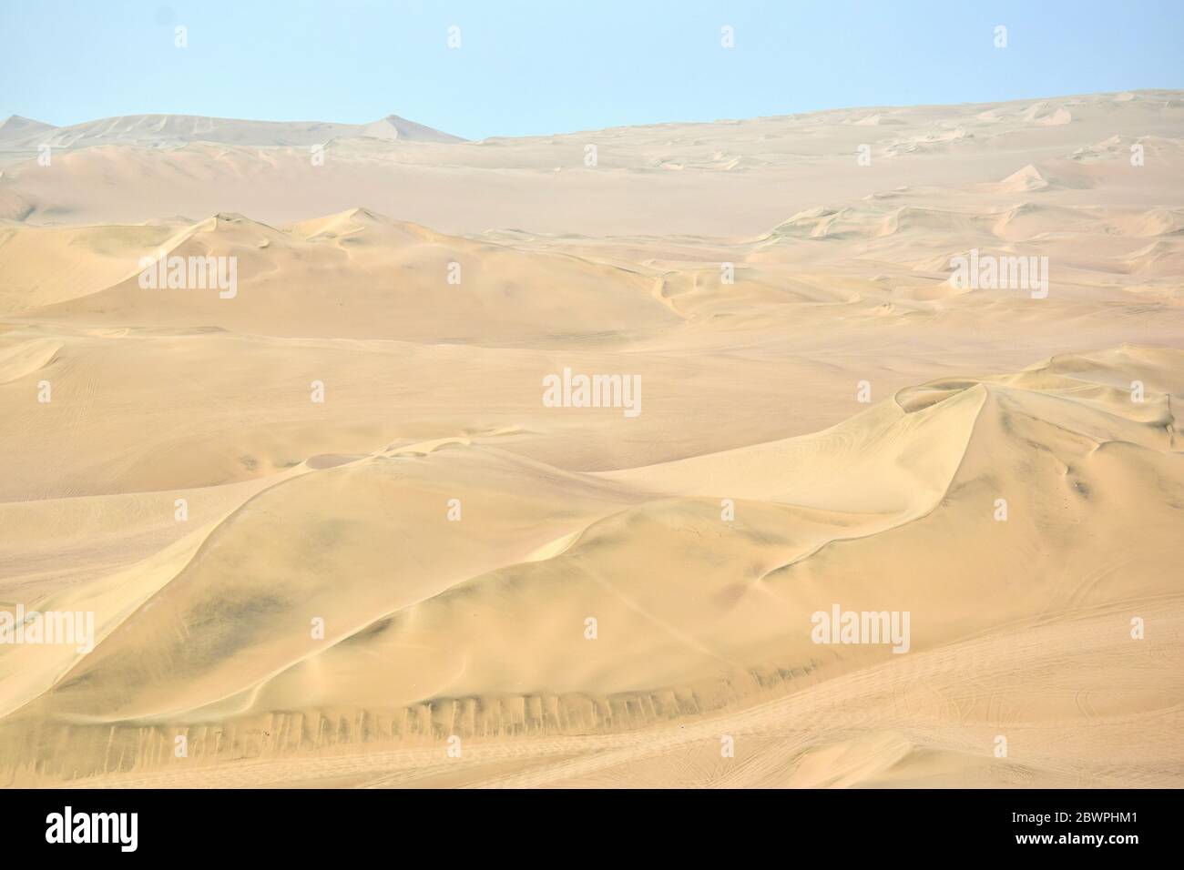 Sand dunes in the desert near Huacachina, Peru Stock Photo - Alamy