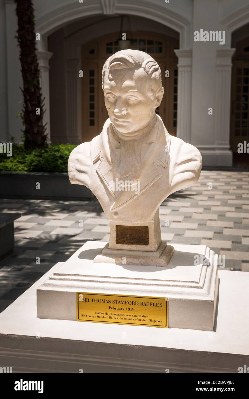 Marble statue of Sir Thomas Stamford Raffles (founder of modern ...