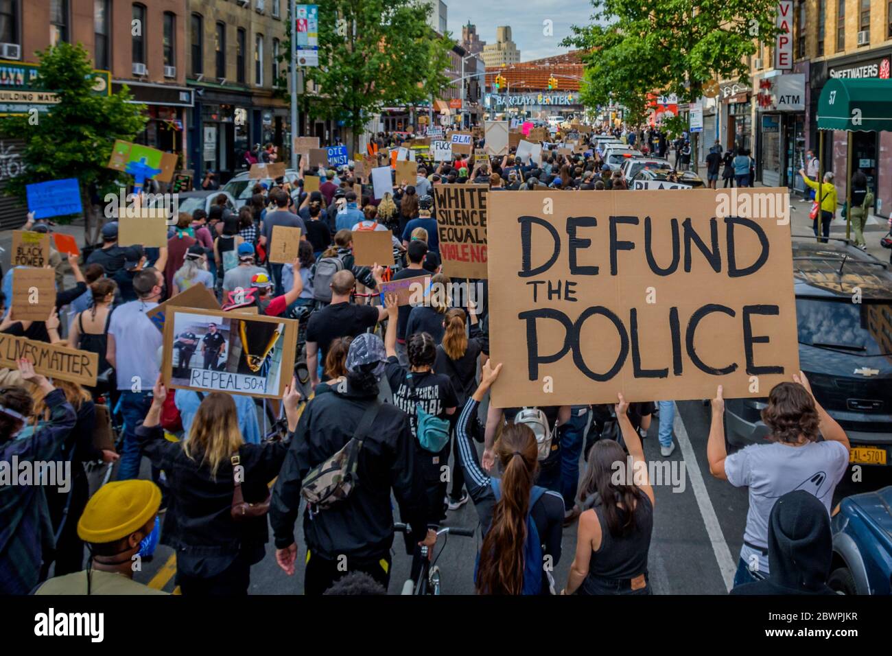 Erik mcgregor defund hi-res stock photography and images - Alamy