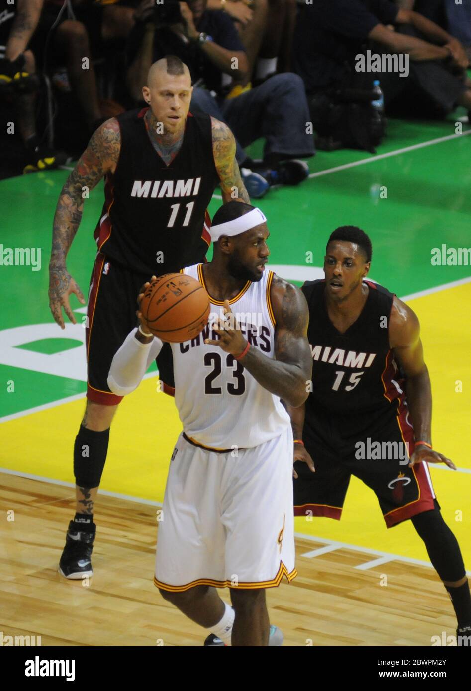 King lebron hi-res stock photography and images - Alamy