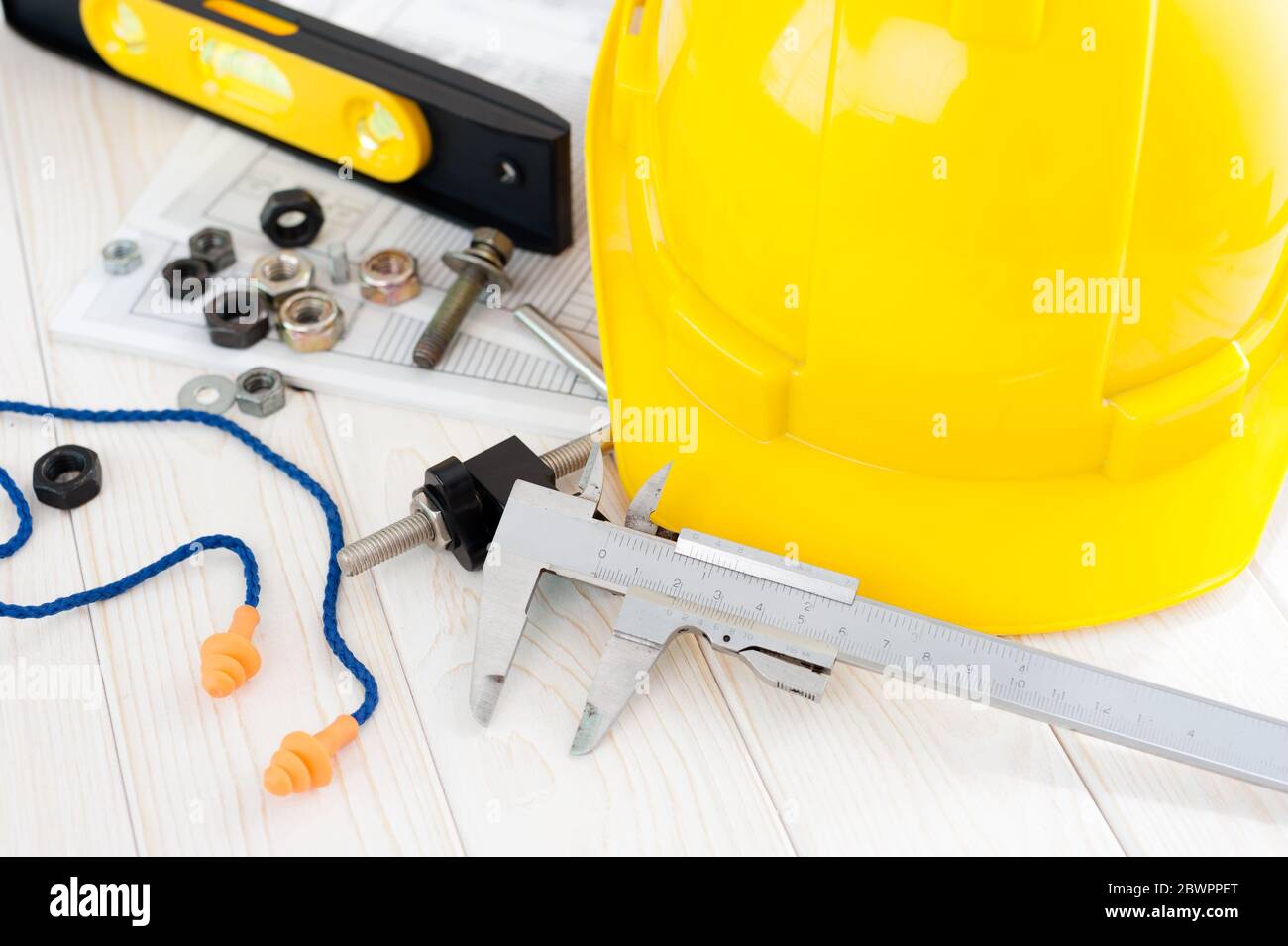 metal vernier caliper, vernier caliper is a measuring instrument used ...