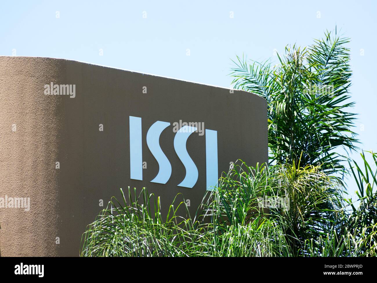 Integrated flash hi-res stock photography and images - Alamy