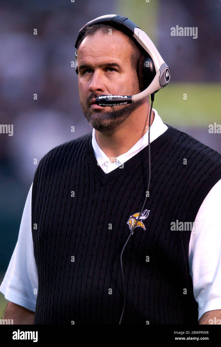 Oakland, United States. 16th Nov, 2003. Minnesota Vikings coach Mike ...