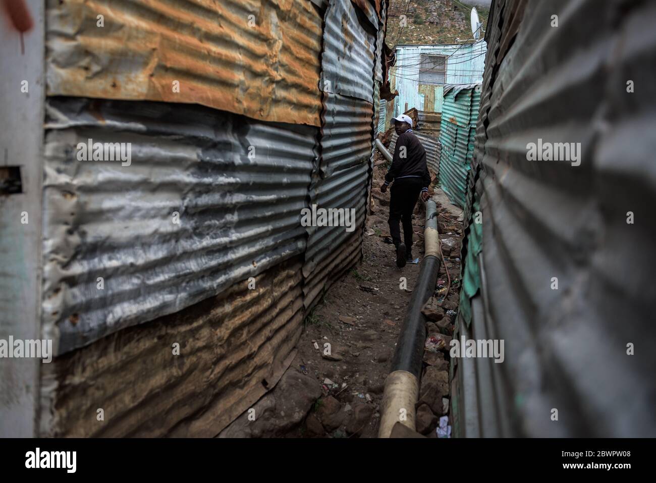 Squatter camp south africa hi-res stock photography and images - Alamy