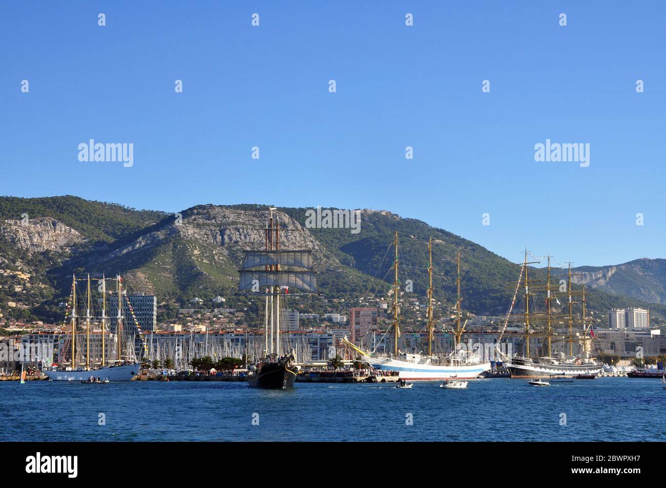Vieux toulon hi-res stock photography and images - Alamy