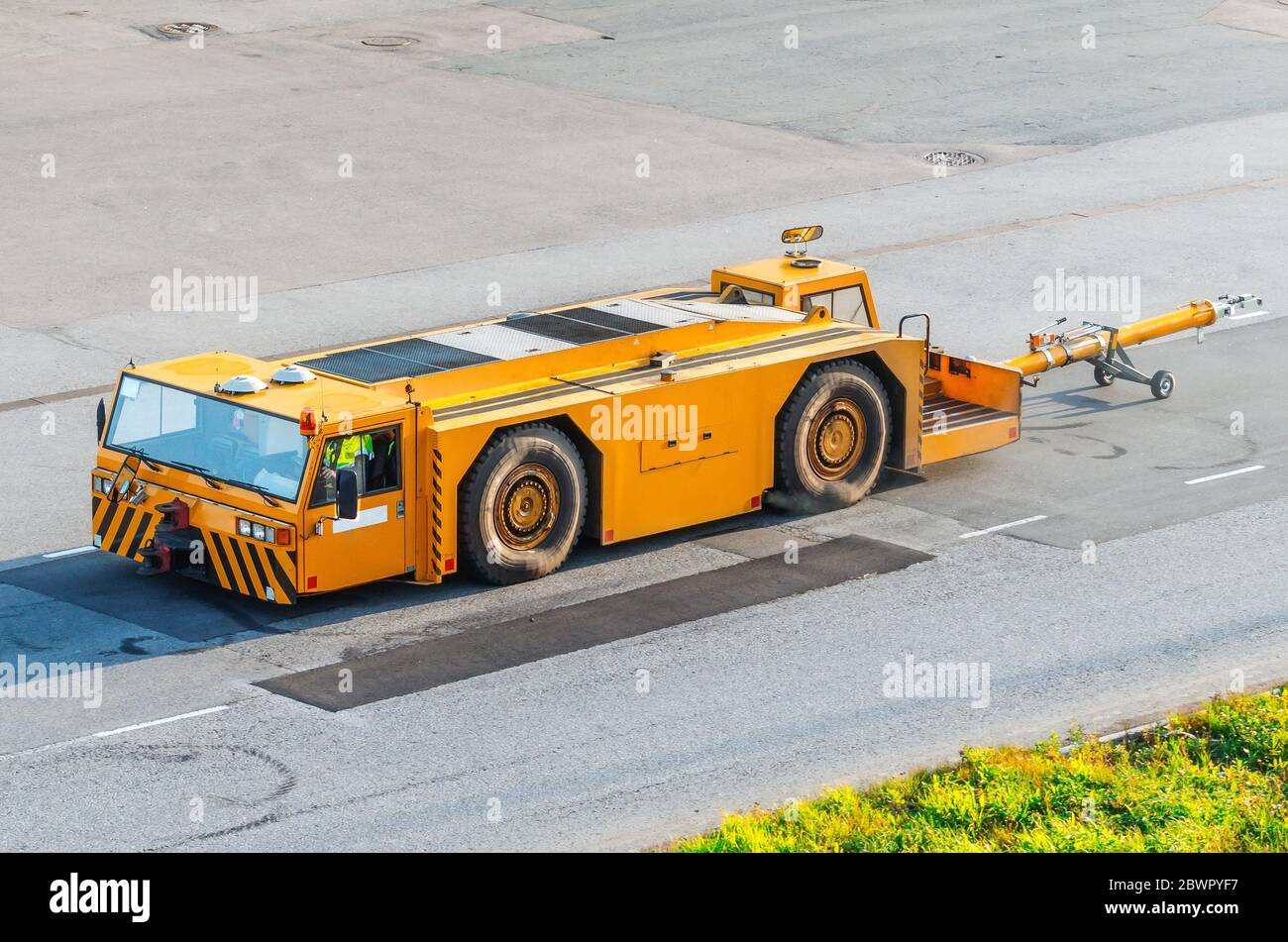 Pusher aircraft hi-res stock photography and images - Alamy