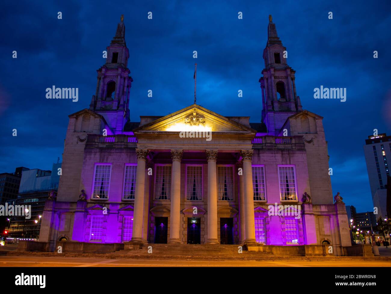 Leeds UK, 2nd June 2020: Night time photo of the Leeds Civic Hall lit ...