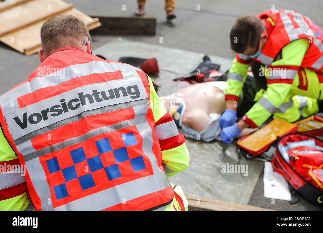 Possible mass casualty hi-res stock photography and images - Alamy