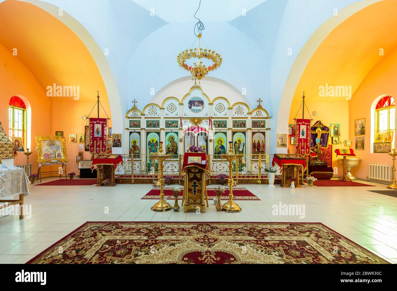 Orthodox church interior Stock Photo - Alamy