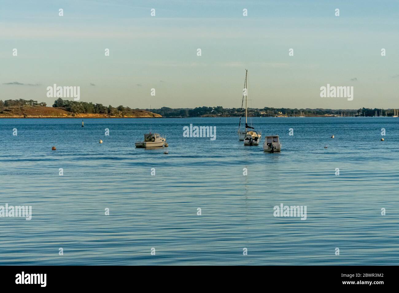 Boats on Bender Island in the Gulf of Morbihan. France Stock Photo - Alamy