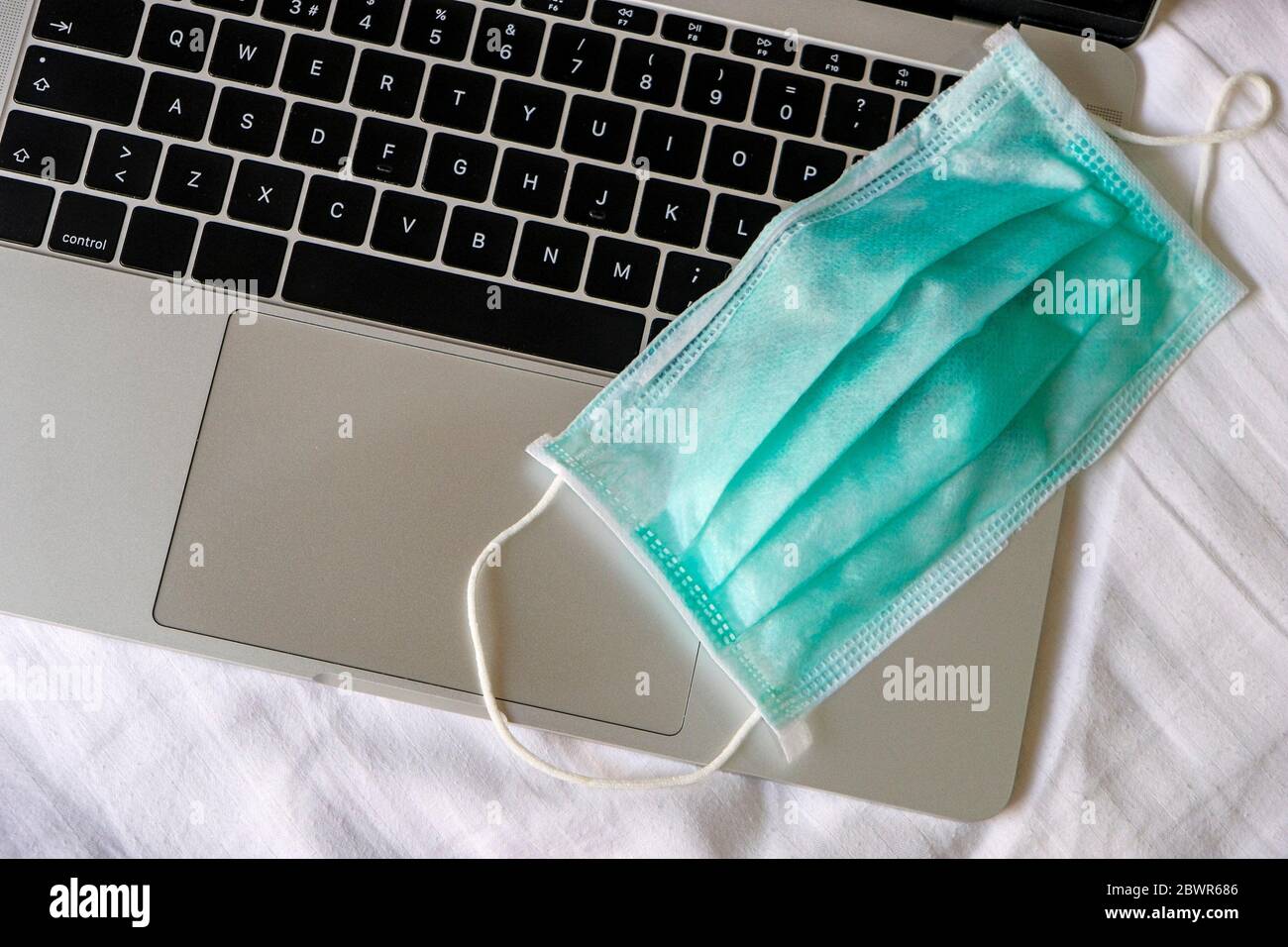 Home nurse and laptop hi-res stock photography and images - Alamy