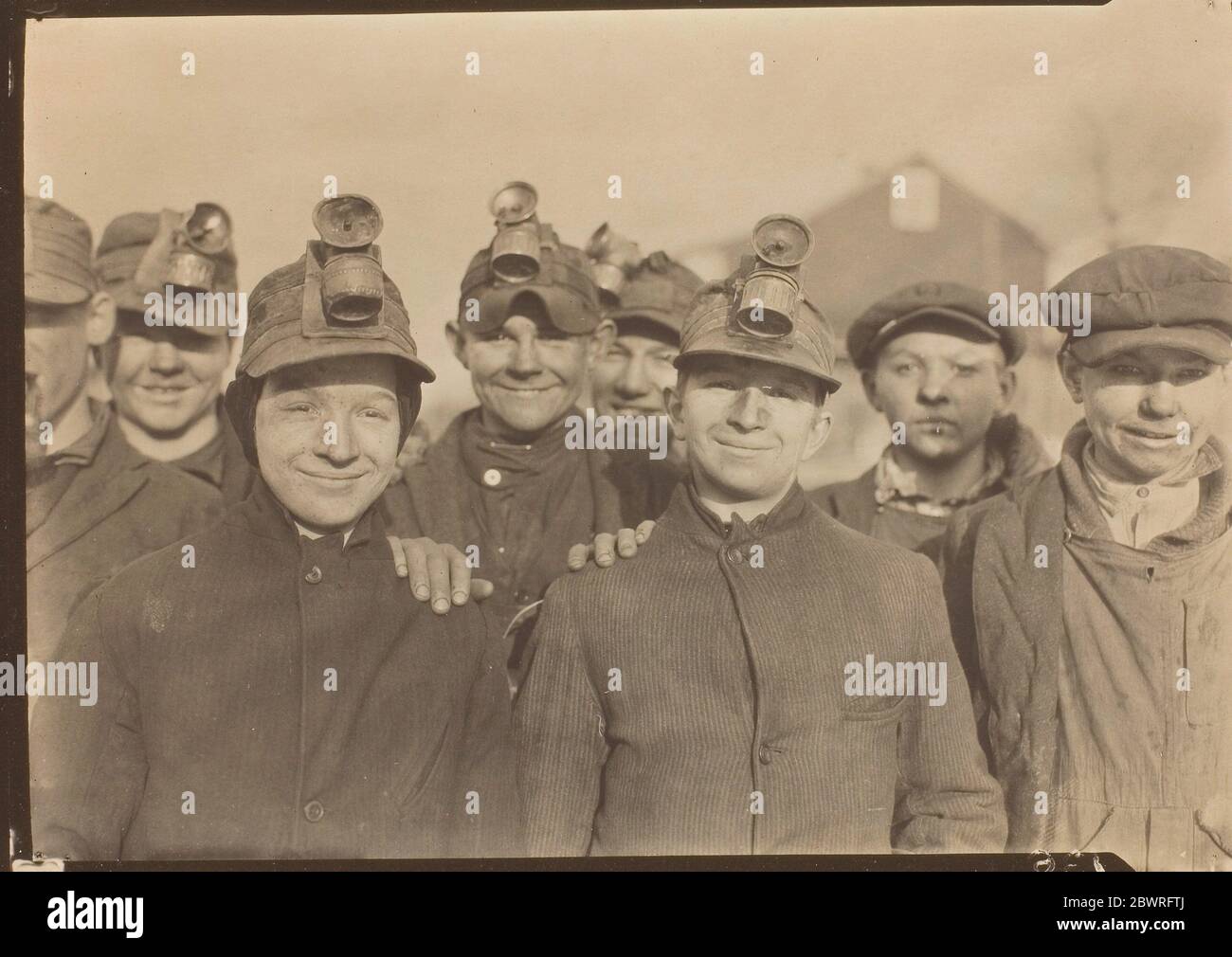Breaker boy coal mine hi-res stock photography and images - Alamy