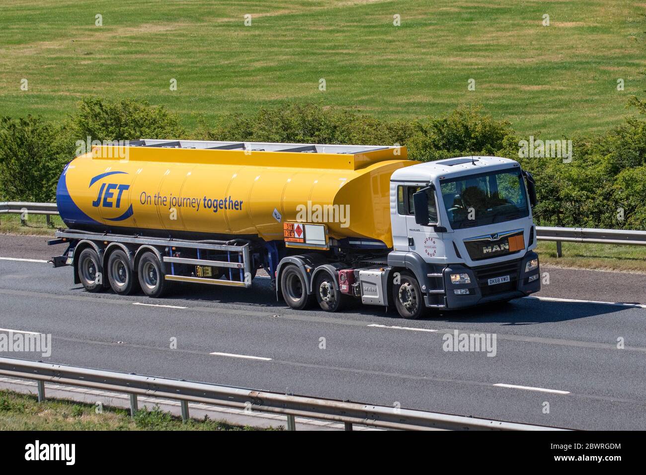 Hoyer Group JET Fuel Tanker; Bulk Haulage delivery trucks, haulage ...