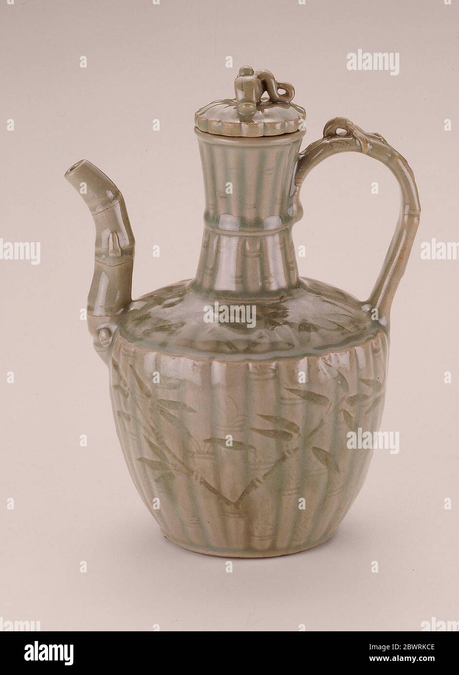 Celadon ewer shaped bamboo hi-res stock photography and images - Alamy