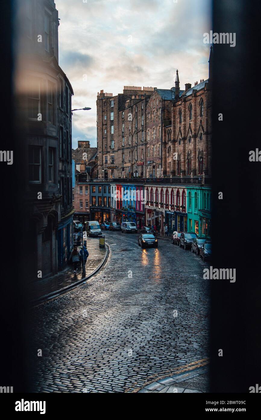 Old and new towns of edinburgh hi-res stock photography and images - Alamy