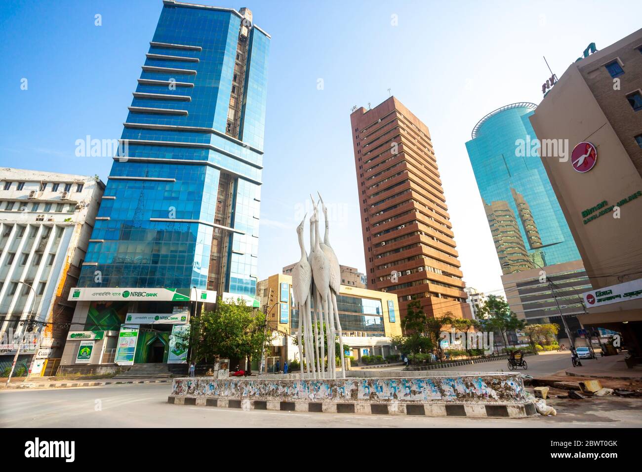 Busy street in dhaka bangladesh hi-res stock photography and images - Alamy