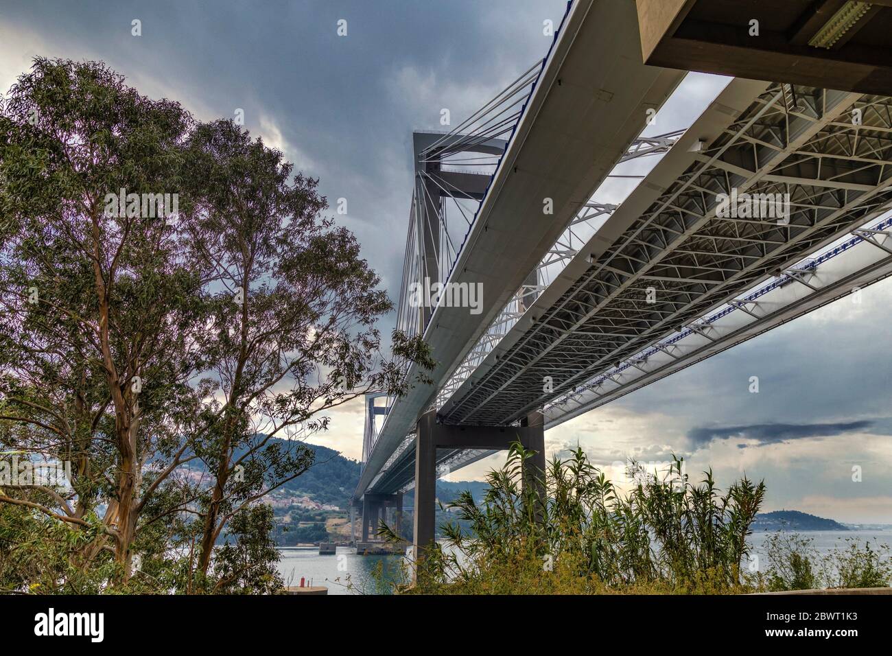 Vigo rande bridge High Resolution Stock Photography and Images - Alamy