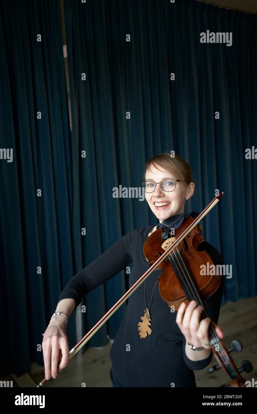 Dutch Musician Violinist High Resolution Stock Photography and Images ...