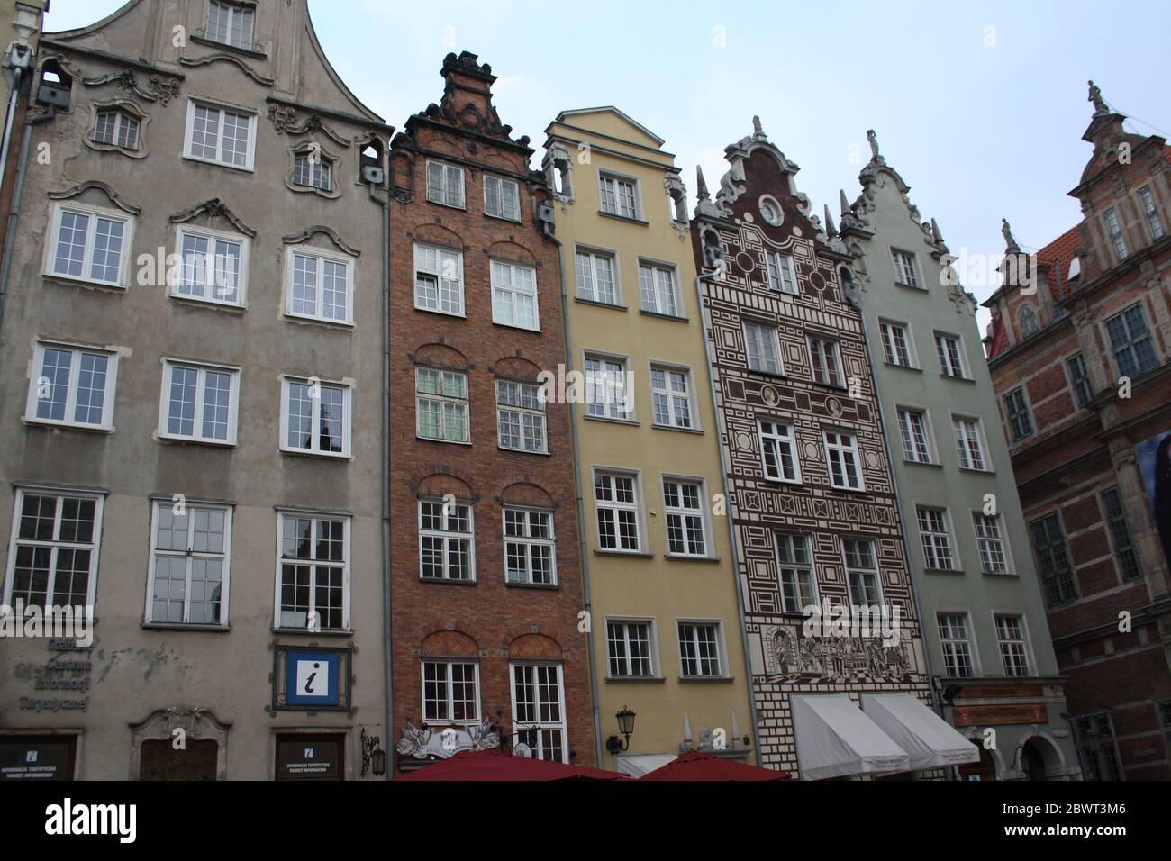 Pastel colored buildings hi-res stock photography and images - Alamy