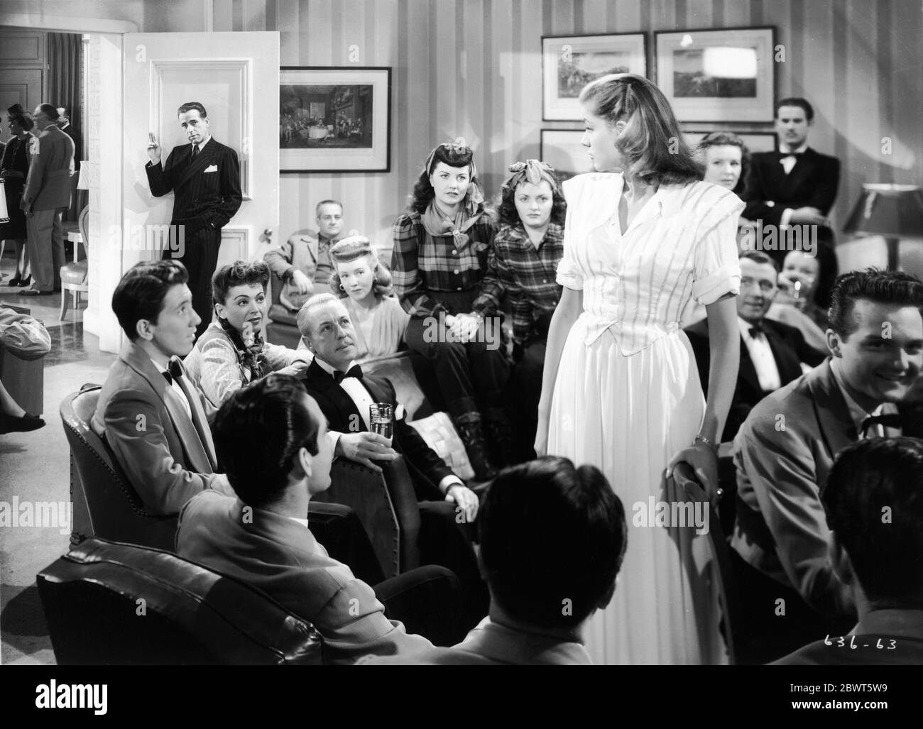 Vivian leigh lauren bacall Black and White Stock Photos & Images - Alamy