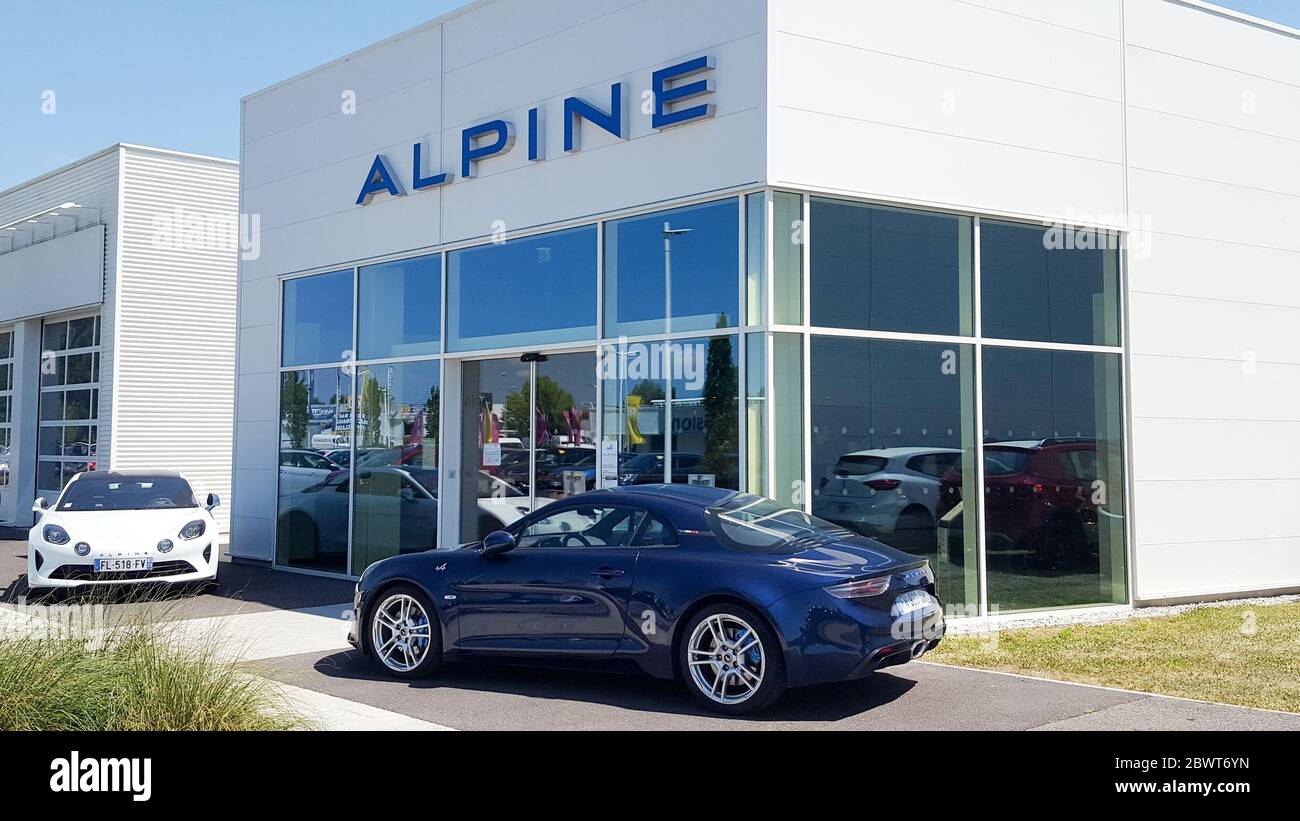 Renault alpine 110 hi-res stock photography and images - Alamy