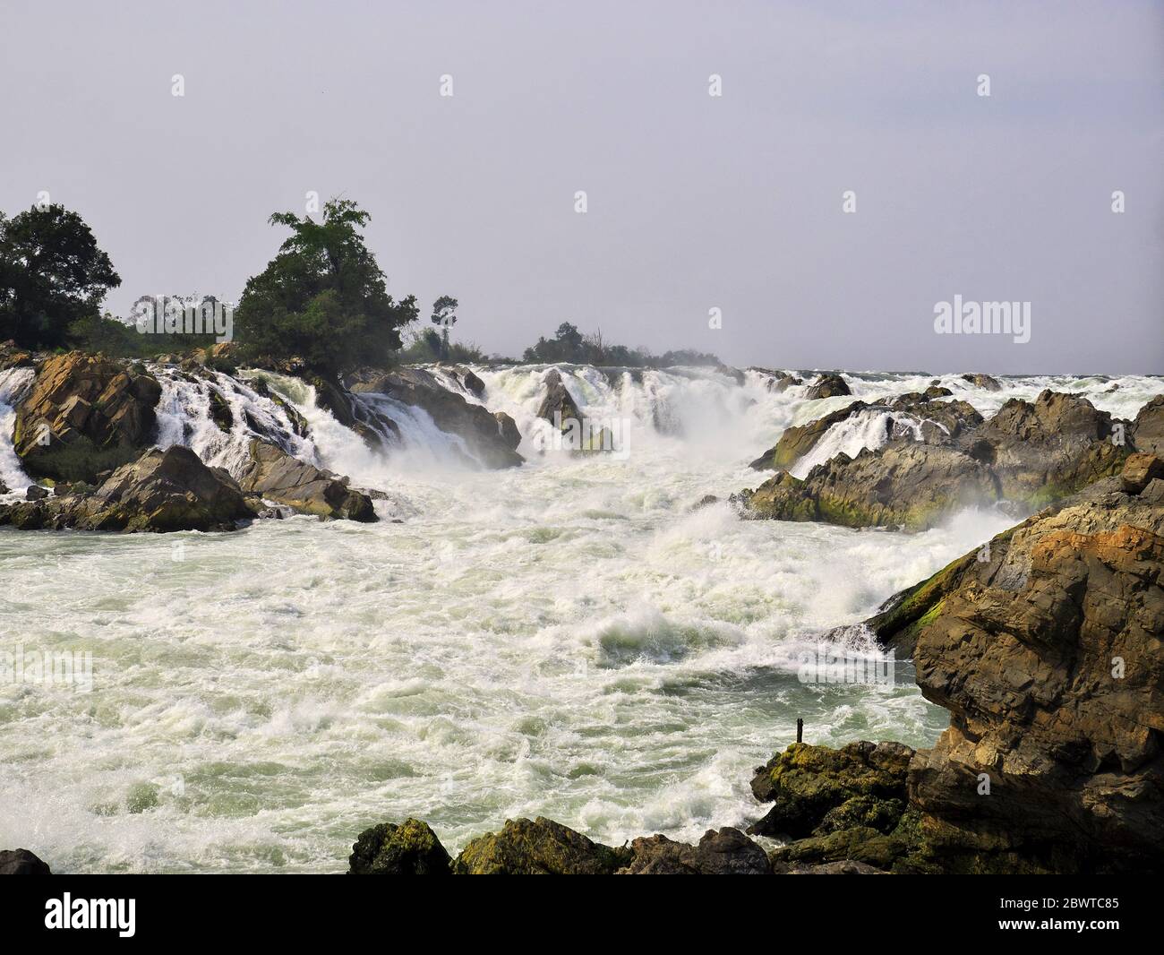 Khone Phapheng Falls in south Laos Stock Photo - Alamy