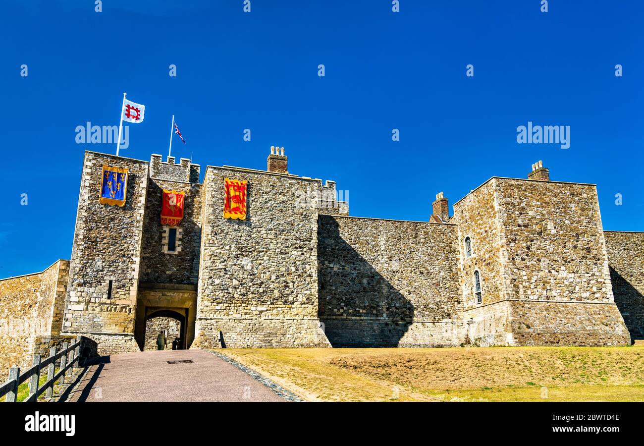 Henry iis medieval palace hi-res stock photography and images - Alamy