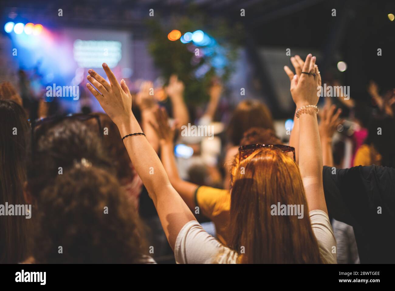 Christian congregation worship God together Stock Photo - Alamy