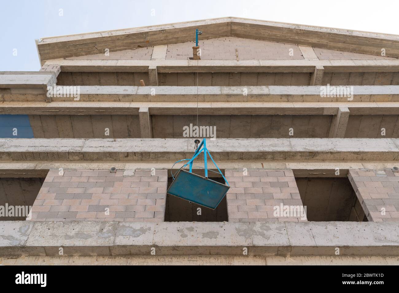 Metal wire pulley system hi-res stock photography and images - Alamy