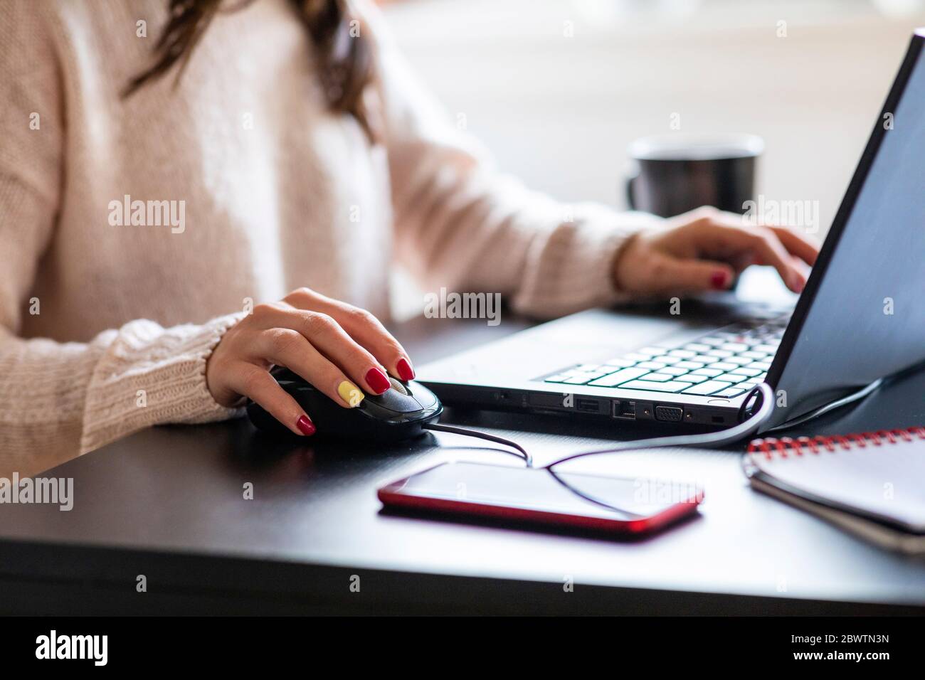Using mouse hi-res stock photography and images - Alamy