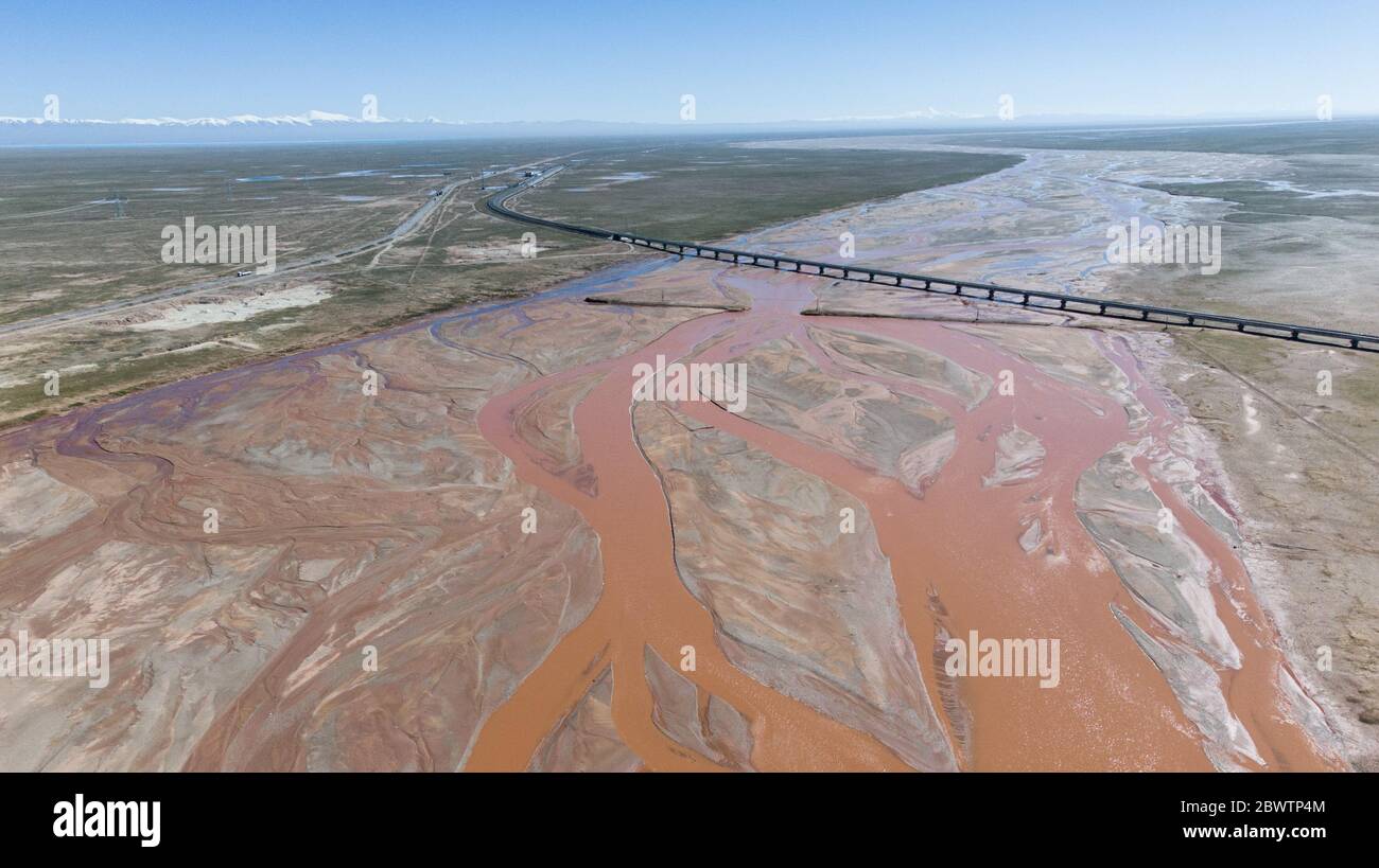 The source of the yangtze river in hi-res stock photography and images ...