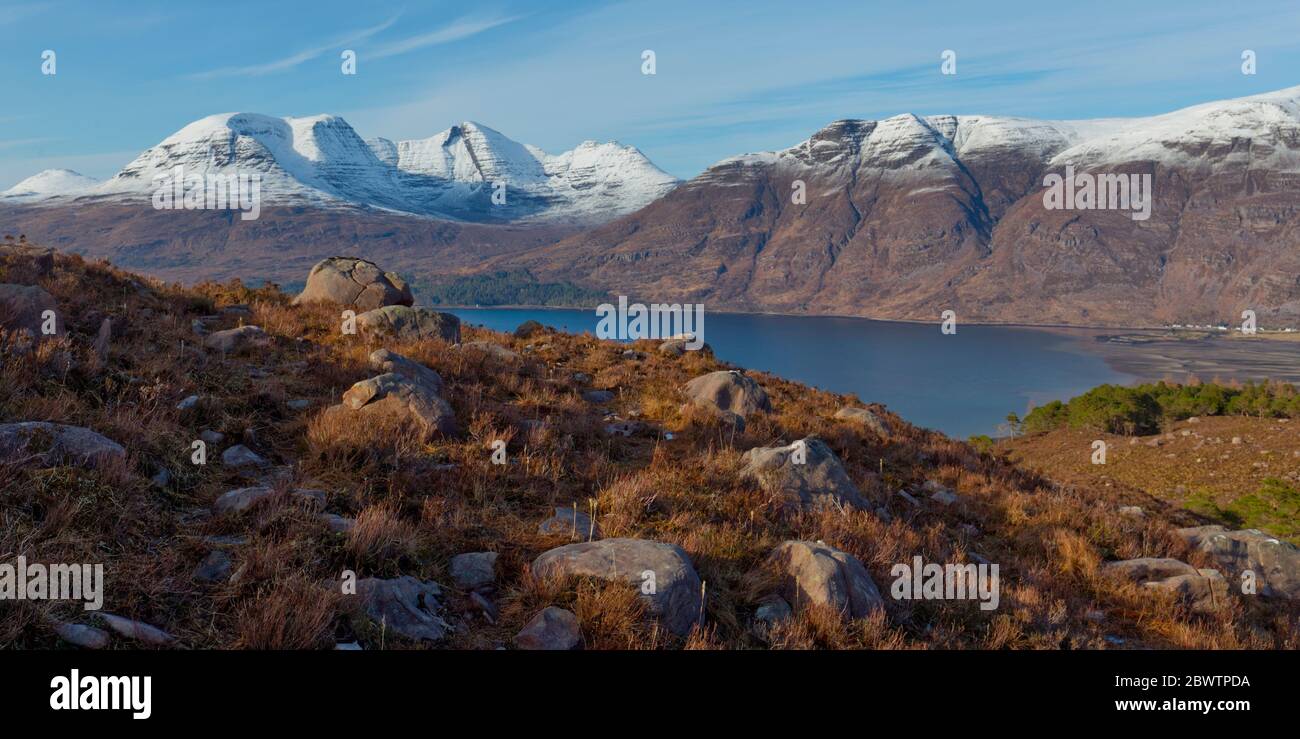 Upper loch torridon hi-res stock photography and images - Alamy