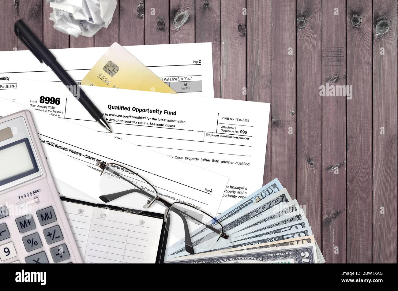 Past due irs hi-res stock photography and images - Alamy