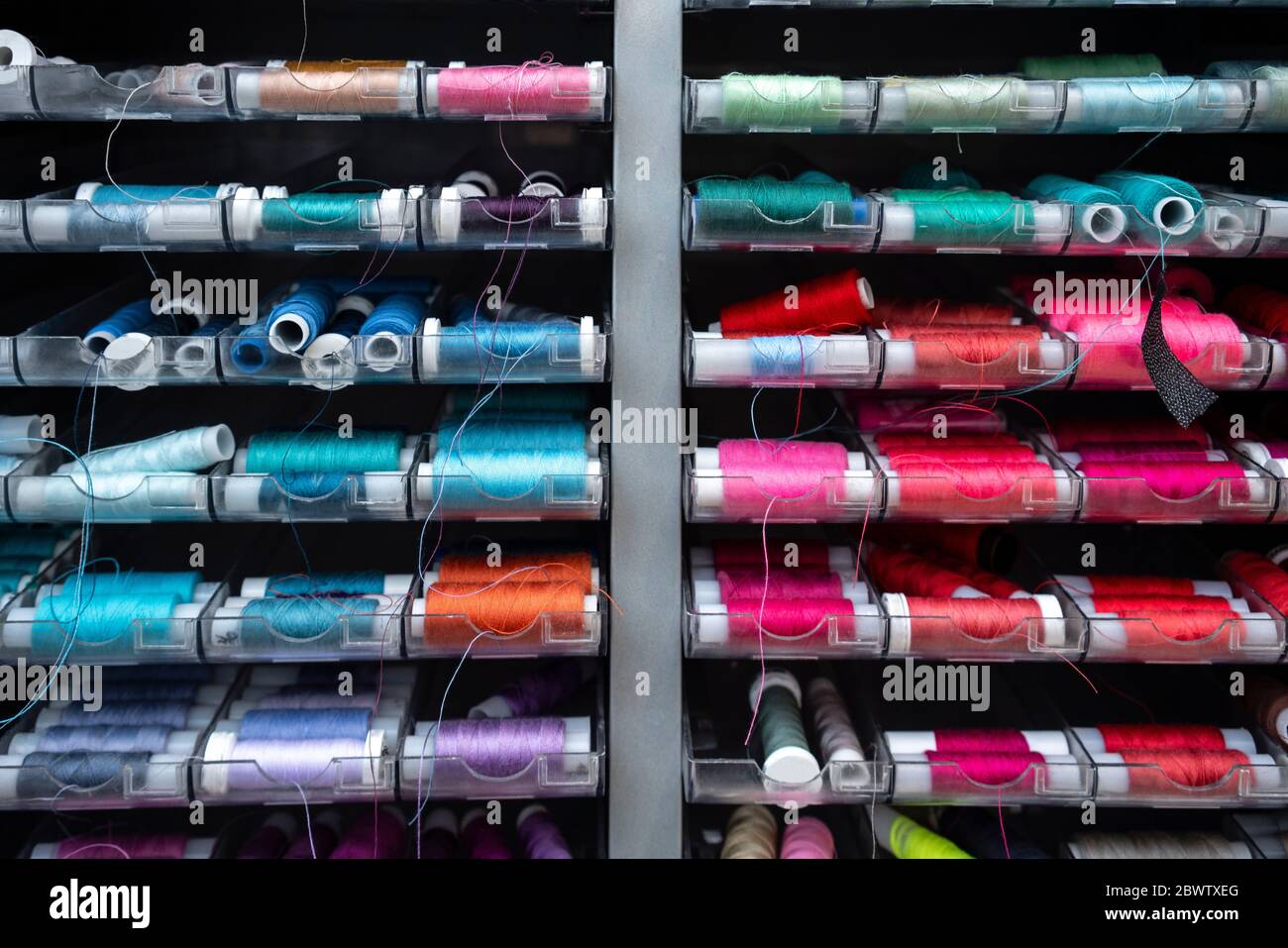 Large spools hi-res stock photography and images - Alamy