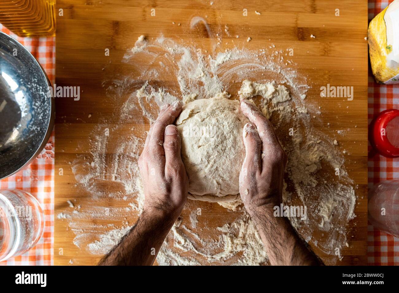 Kneading board hi-res stock photography and images - Alamy