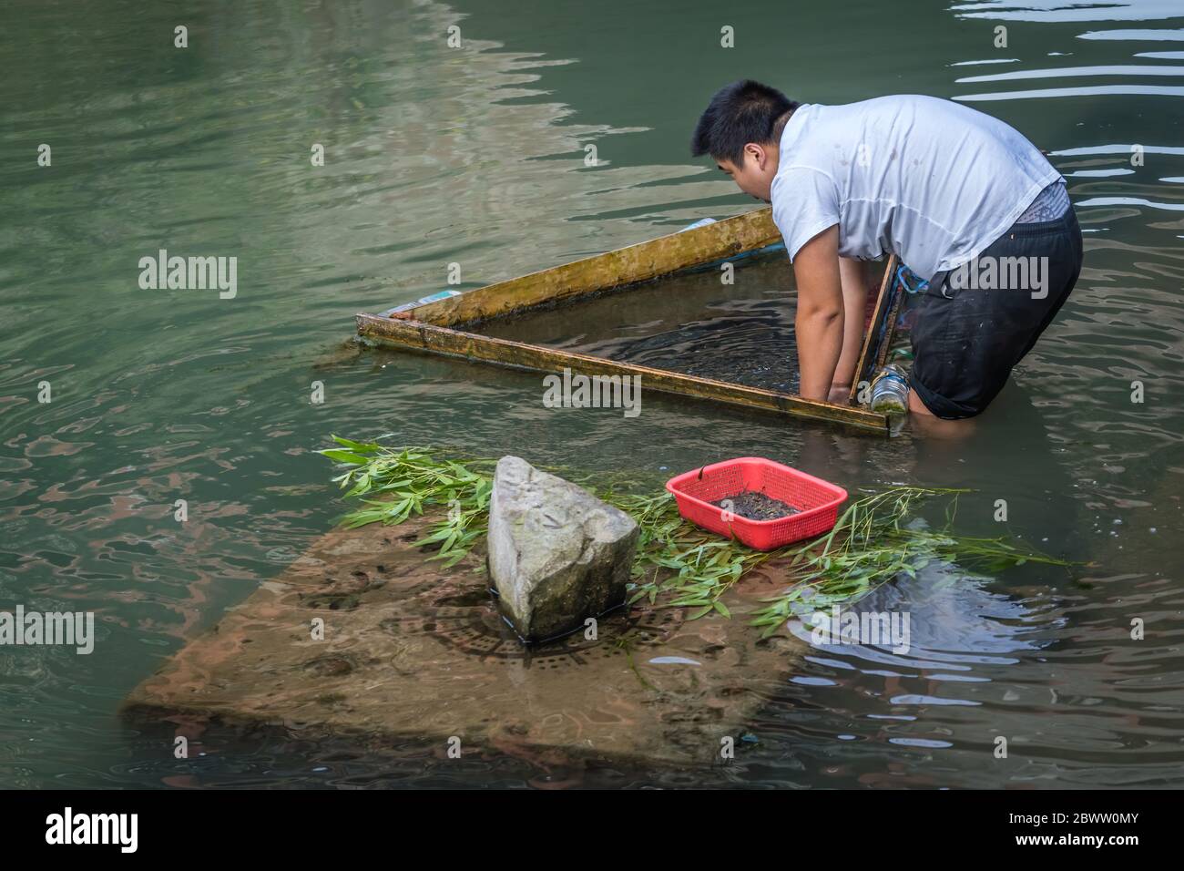 Feng Huang, China - August 2019 : Feng Huang, China - August 2019 ...