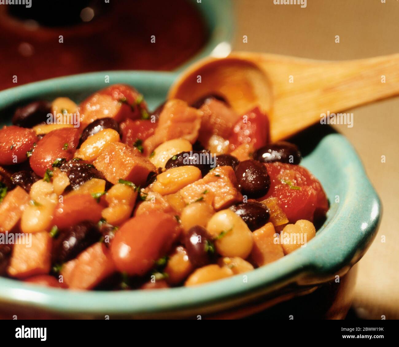 Bean pot hi-res stock photography and images - Alamy