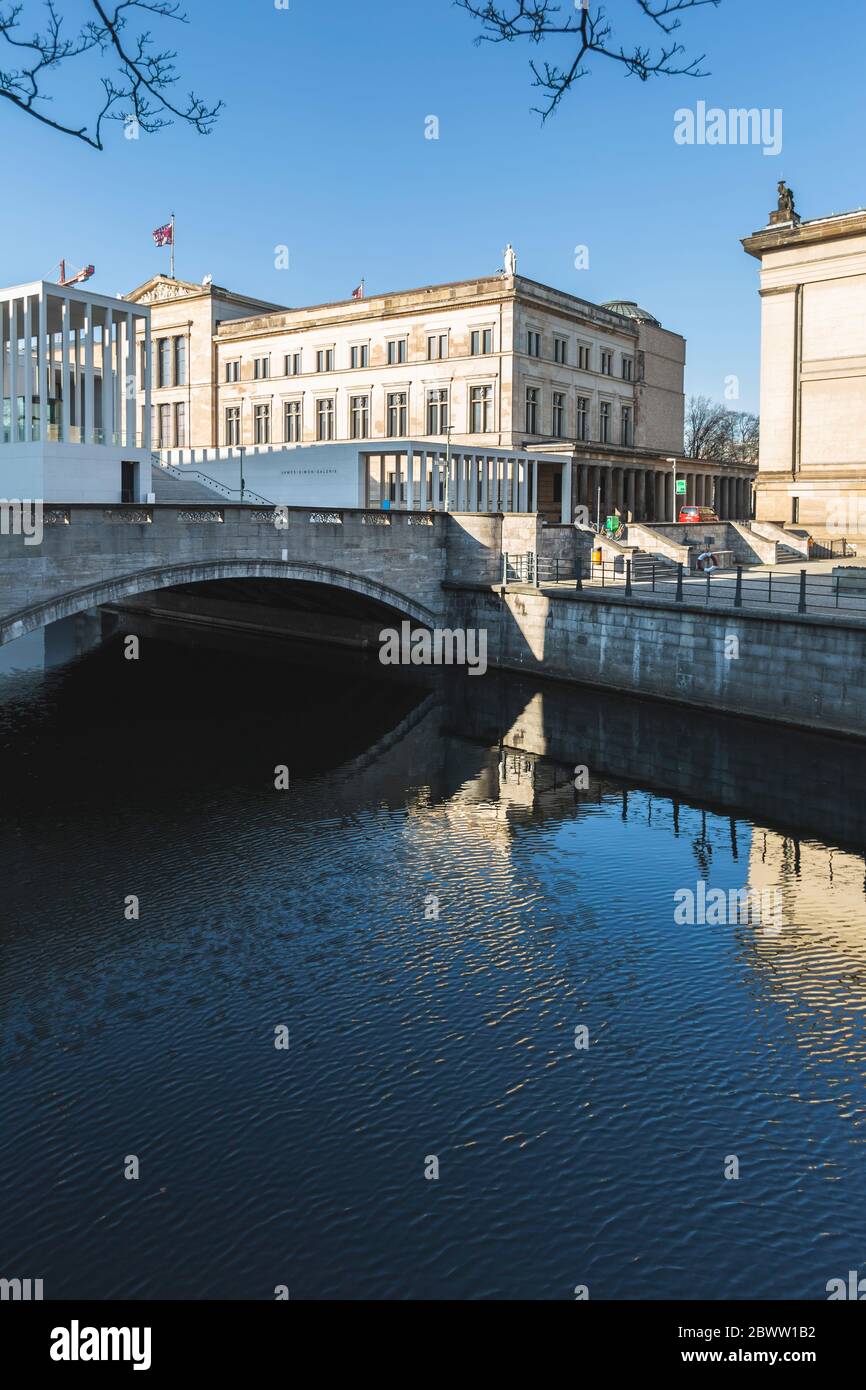 James river art hi-res stock photography and images - Alamy