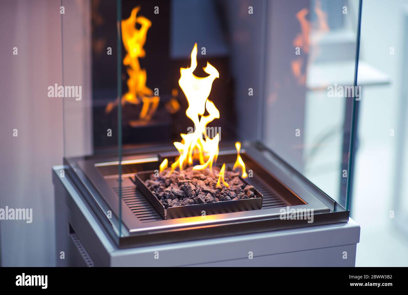 Charcoal chimney new hi-res stock photography and images - Alamy