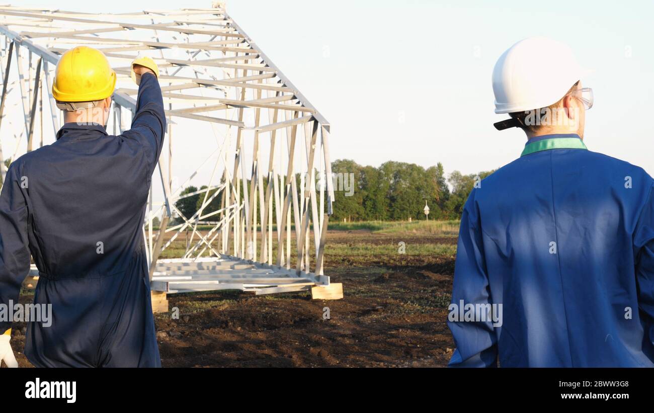 Electrical engineer india hi-res stock photography and images - Alamy
