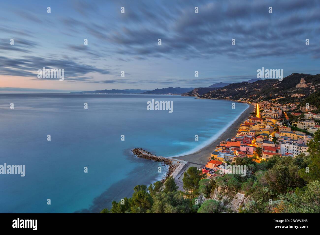 Spiaggia di varigotti hi-res stock photography and images - Alamy