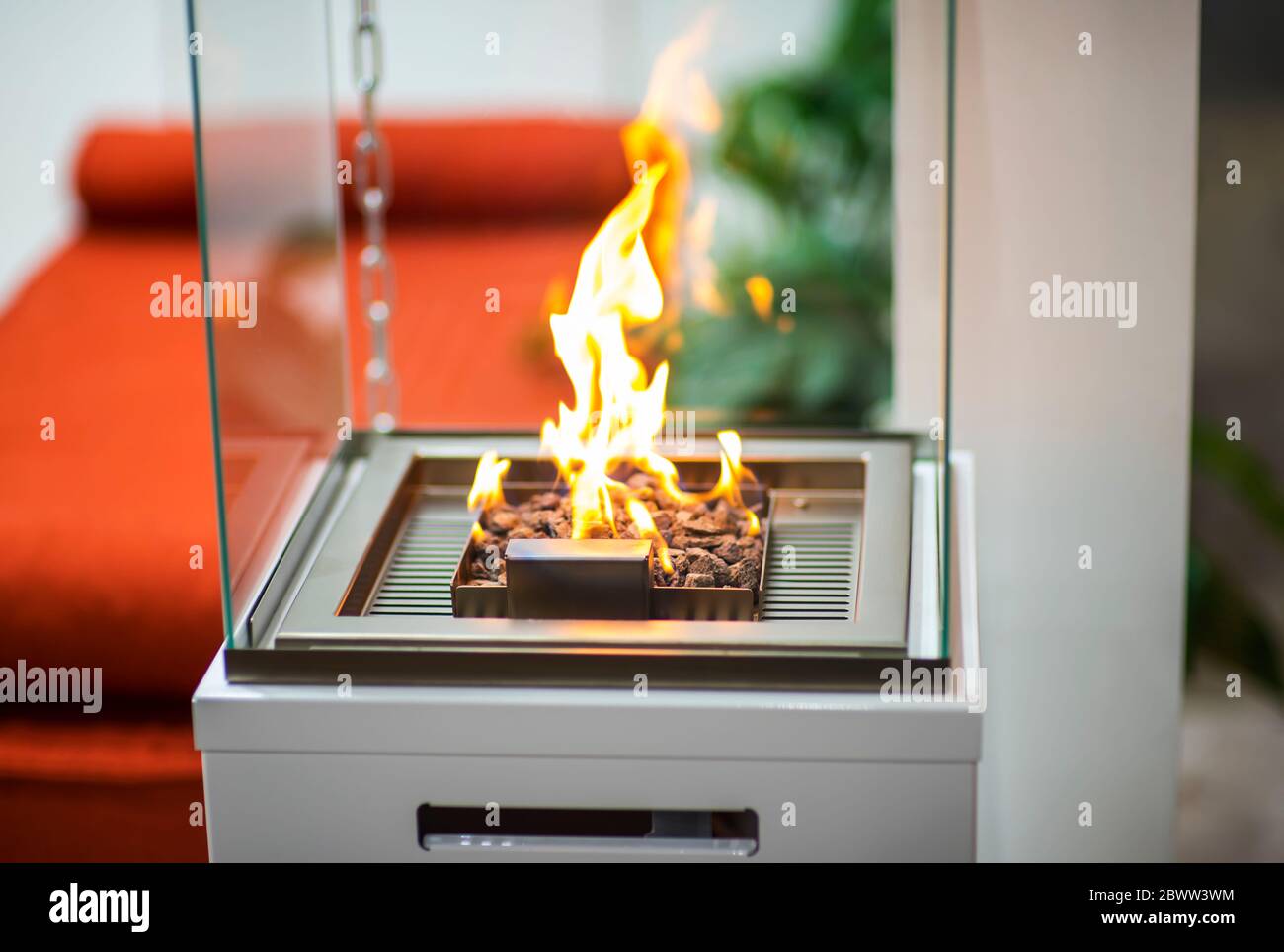 Charcoal chimney new hi-res stock photography and images - Alamy