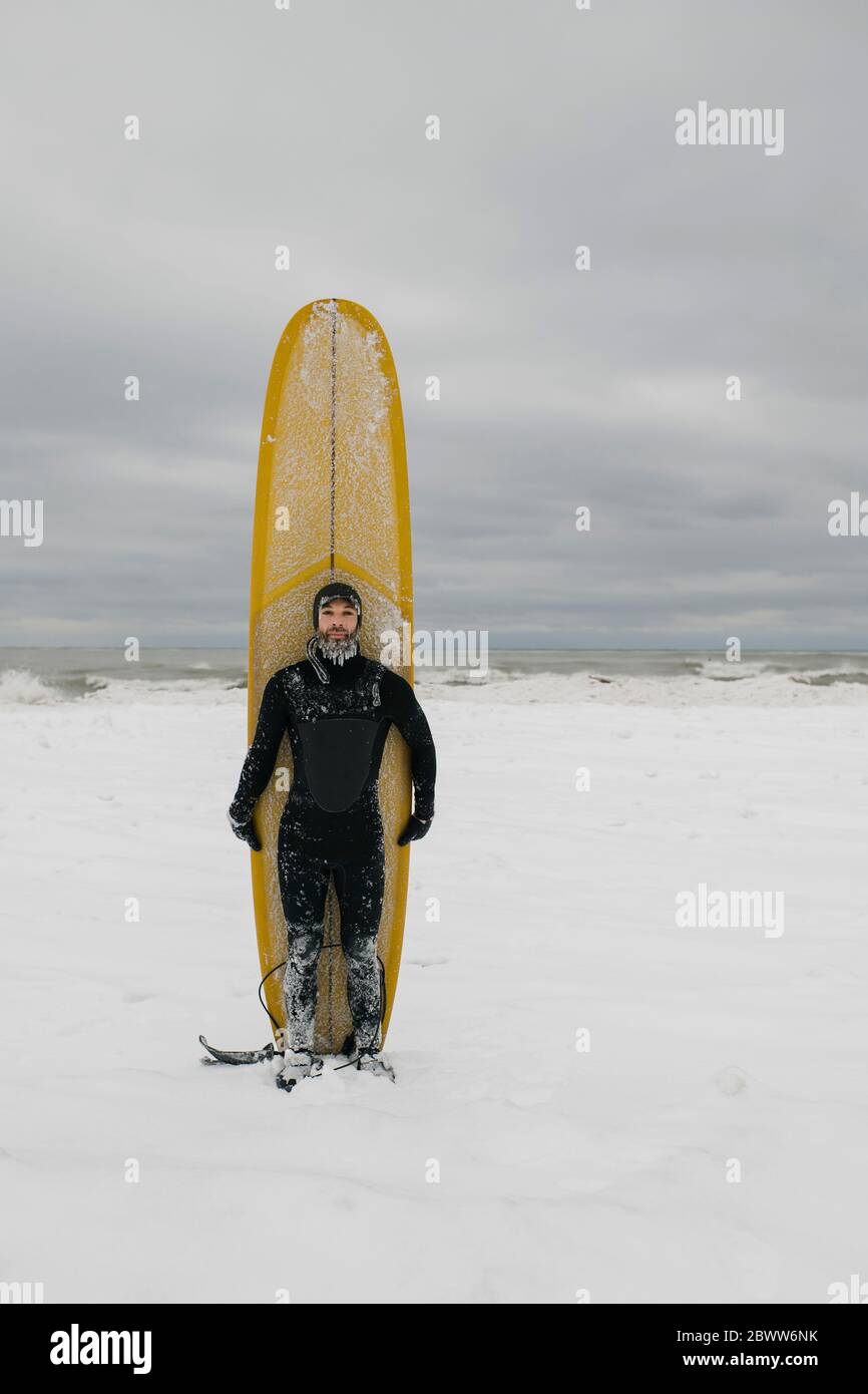 Canada surfer hi-res stock photography and images - Alamy