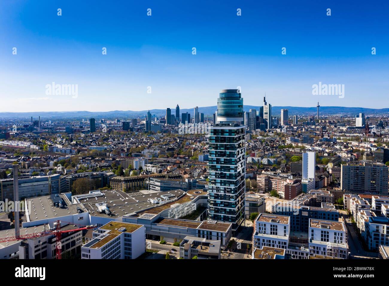 Germany, Hesse, Frankfurt, Helicopter view of Neuer Henninger Turm and ...