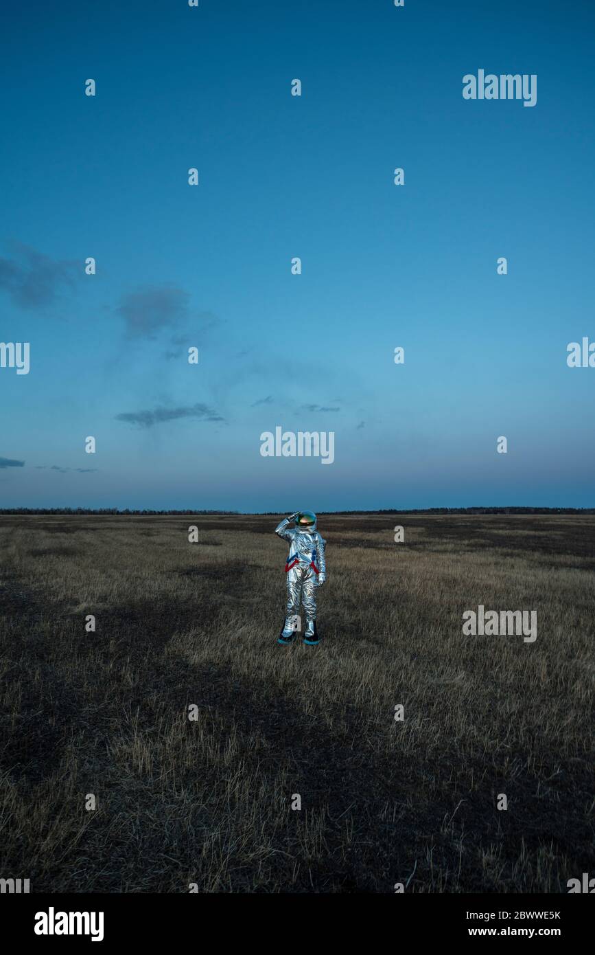 Spacewoman hi-res stock photography and images - Alamy