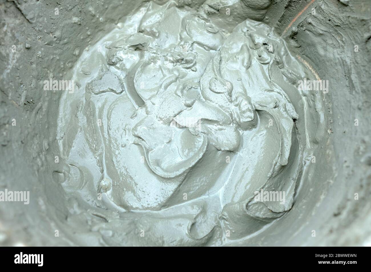 Bucket cement mortar close up hi-res stock photography and images - Alamy