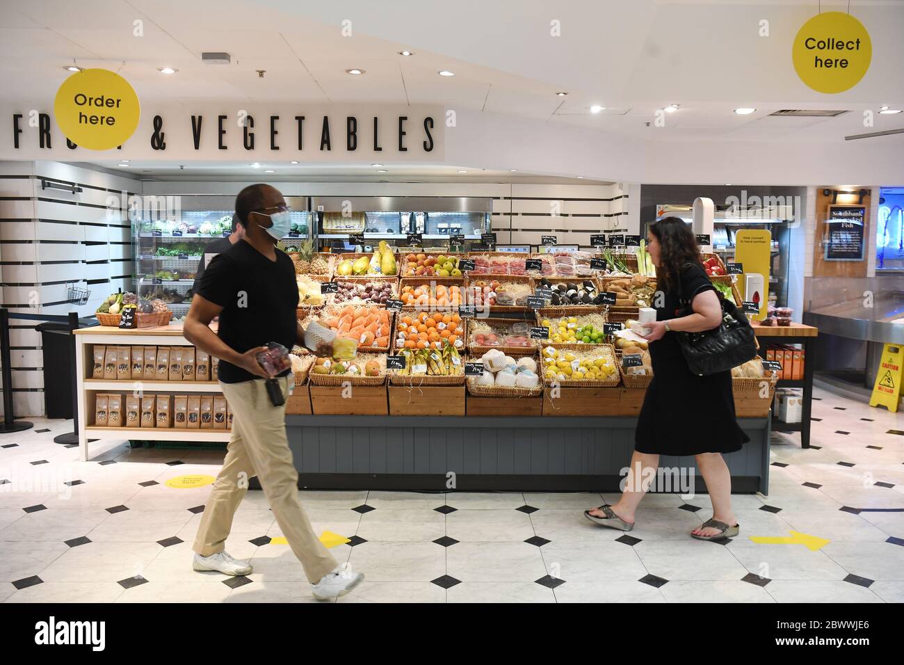 Selfridges Foodhall High Resolution Stock Photography and Images - Alamy