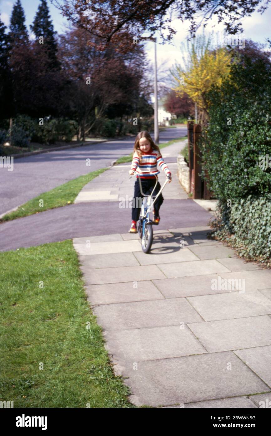 1970s kids bikes britain hi-res stock photography and images - Alamy