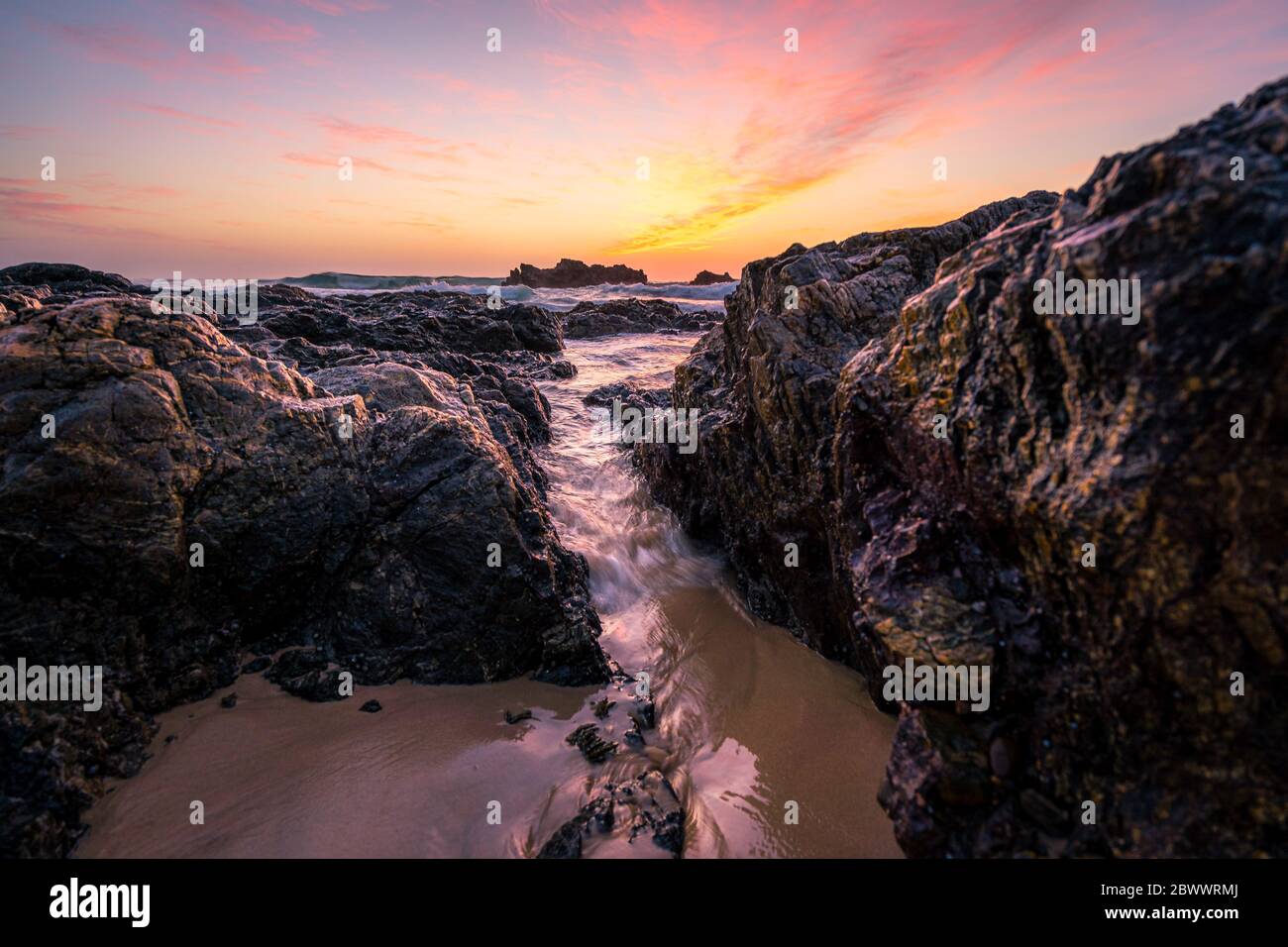 Sunrise at Horse Head Rock, Bermagui, New South Wales, Australia Stock ...